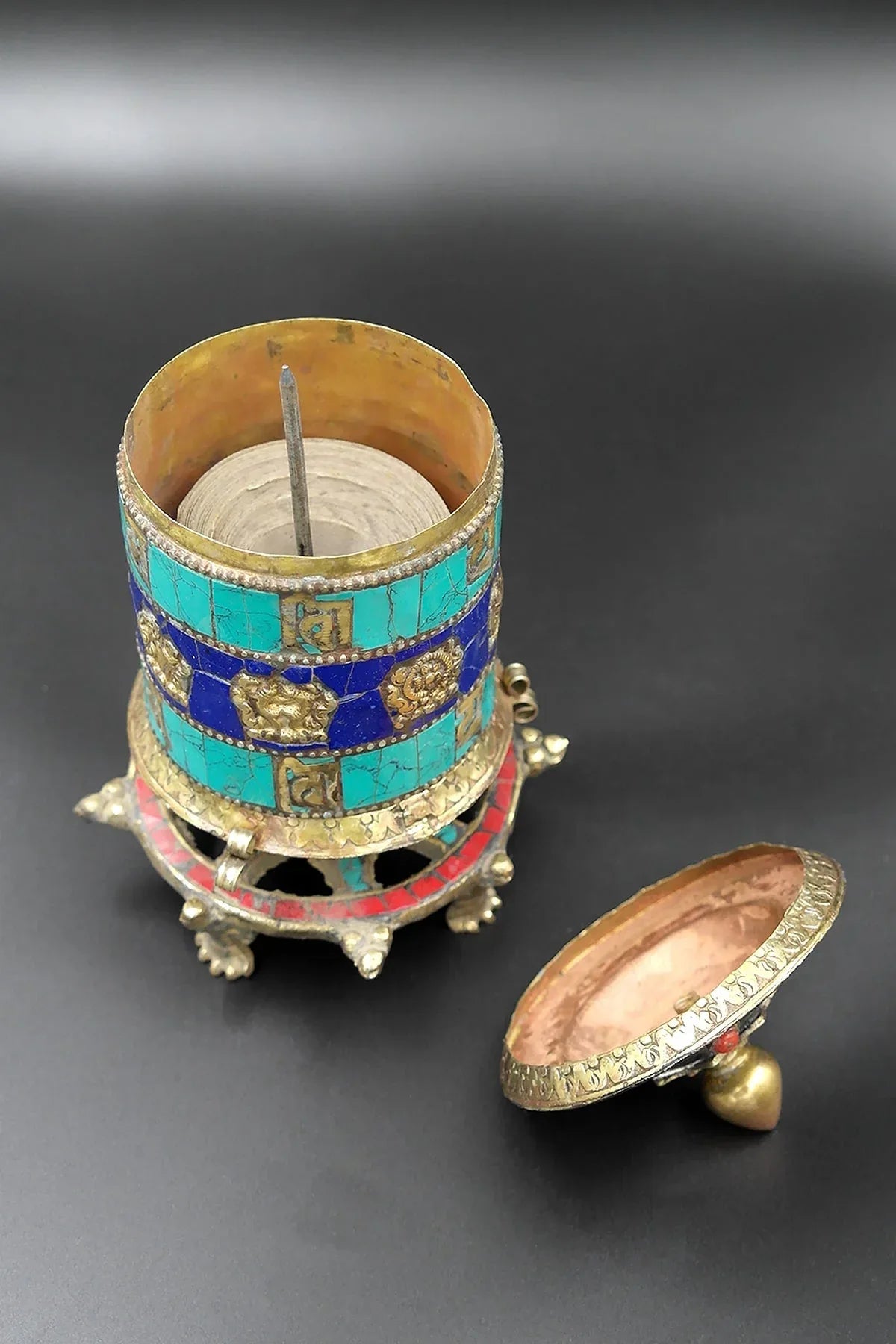 Om mane peme hum mantra embossed desktop Prayer Wheel – Vajracrafts